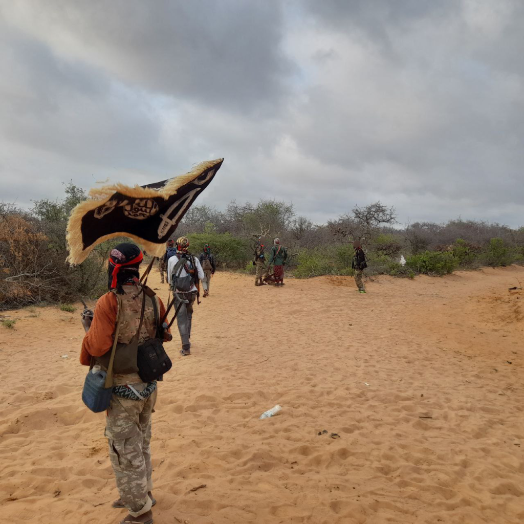 Daawo: Mujaahidiinta oo Gacanta Ku Dhigay Deegaano u Dhow Moqokori – Sawirro. – Faafreeb Pro ...